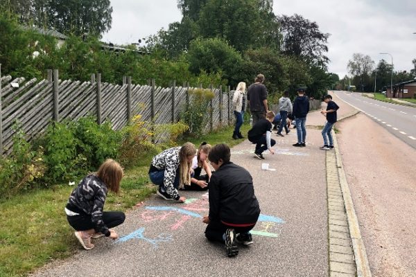 Pat Perry’s first mural in Swedish village - I Support Street ArtI ...
